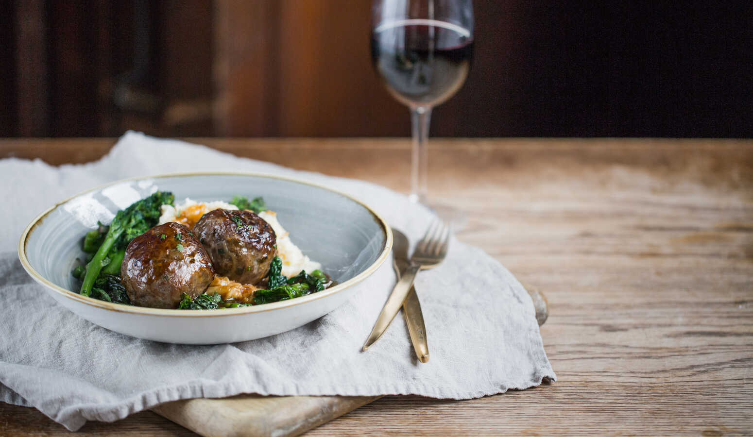 The Beaufort Pub | Young's Pub and dining NW London, Hendon, NW9