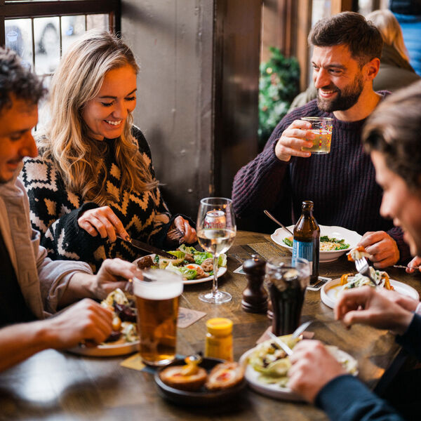 The Beaufort Pub | Young's Pub and dining NW London, Hendon, NW9